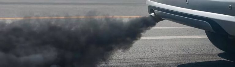 ¿Sale humo negro del tu tubo de escape de tu coche? | RACE